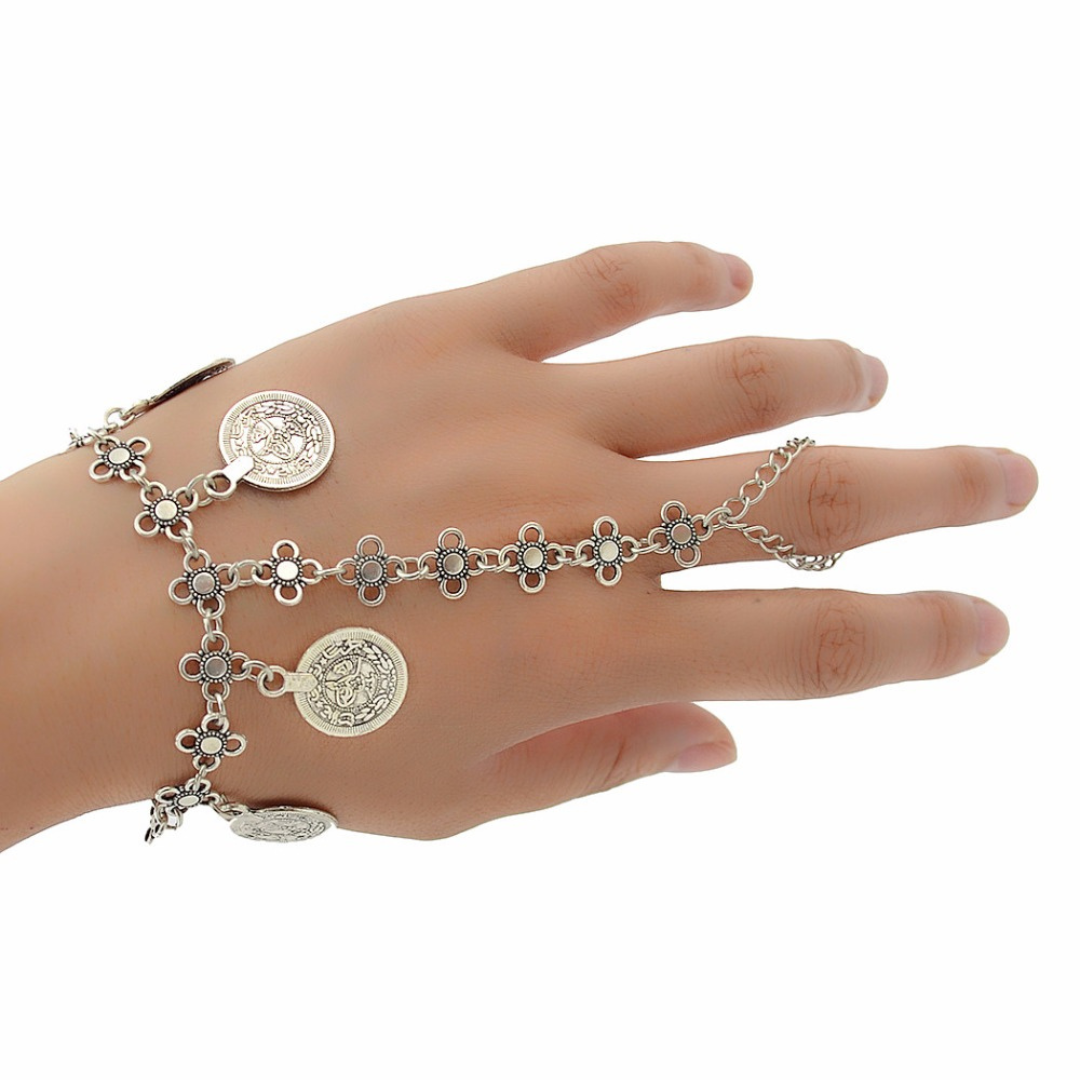 Bijou de main fleurs et médaillons & Monbijoudecorps